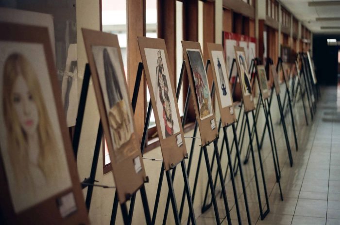 Innovative Display Techniques in Art Exhibitions